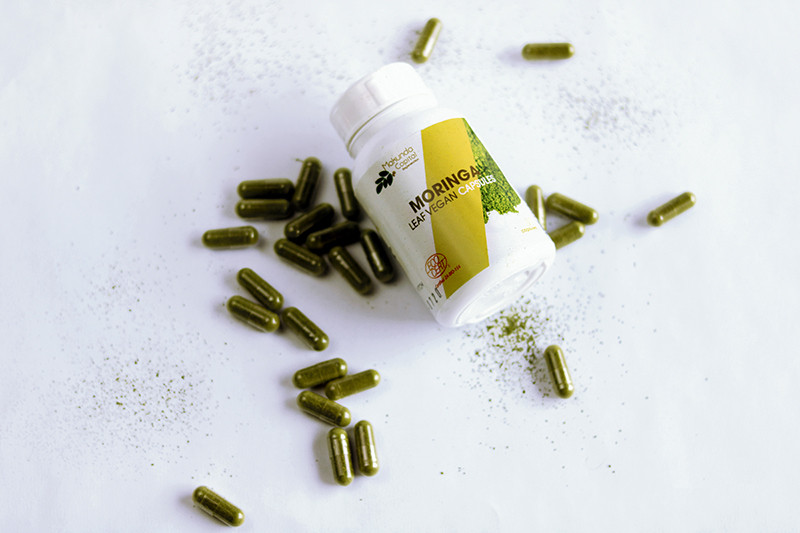 Buy Makunda Organic Moringa Capsules Online | Faithful to Nature